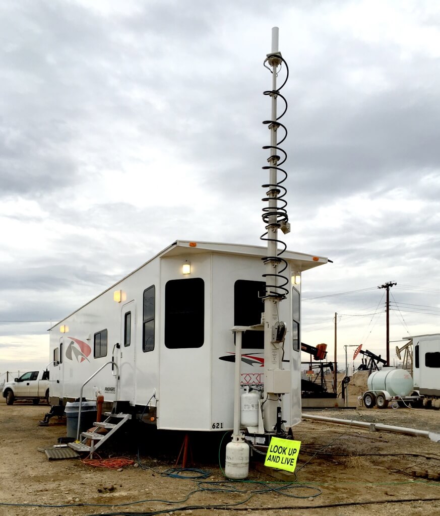 Oil, Gas, & Mining - Floatograph Mast & Trailer Solutions